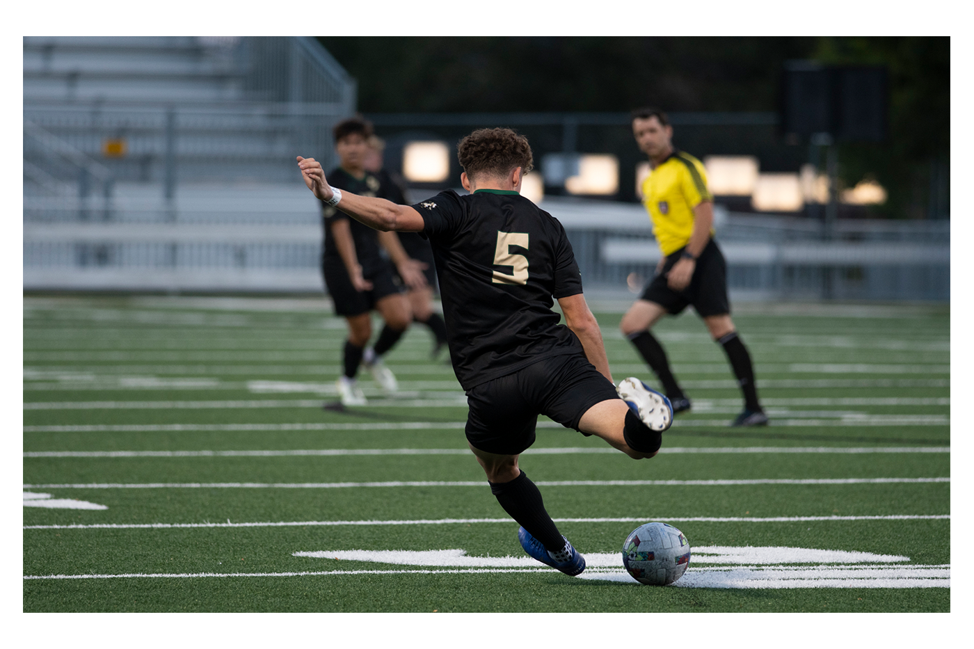 Cal Poly men's soccer falls 5-3 to Oral Roberts in high-scoring affair ...