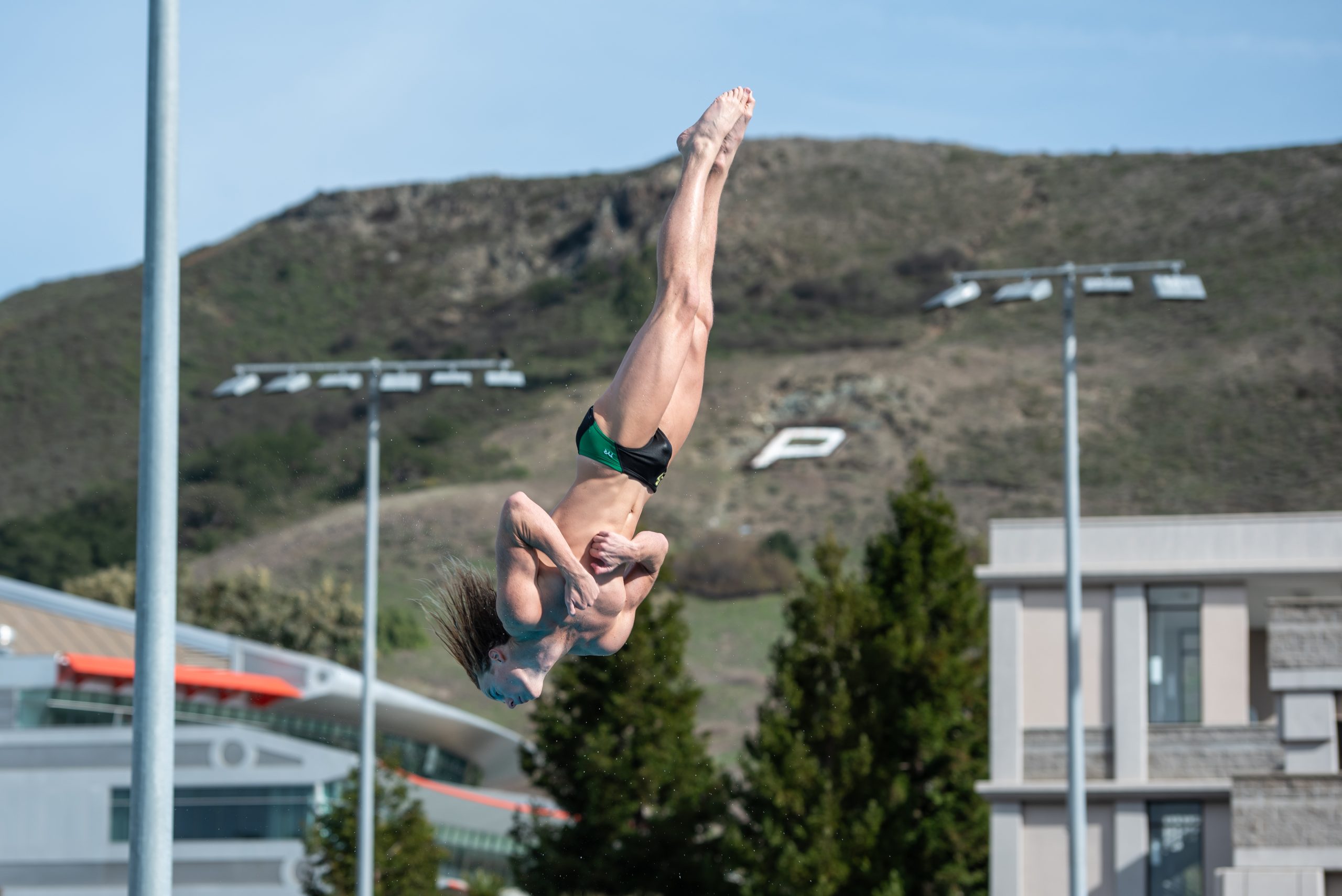 Meet the ‘adrenaline junkie’ setting Cal Poly Diving records - Mustang News