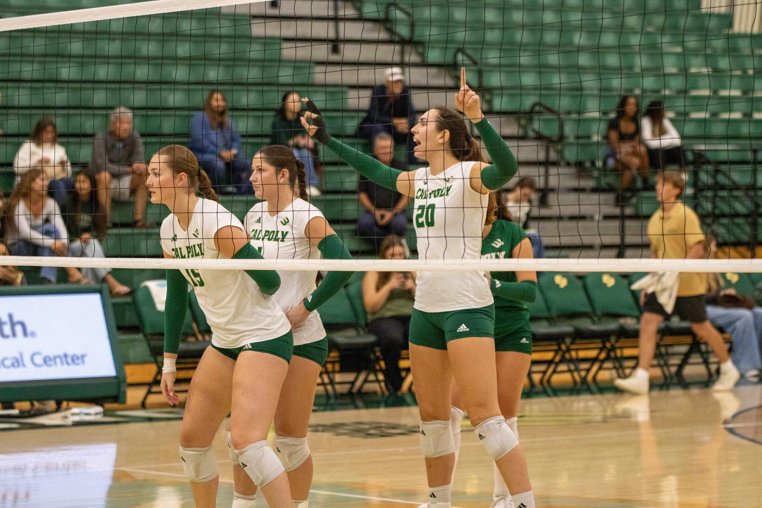 Cal Poly Volleyball Sweeps Hawaii - Big West Finale - News Usa Today